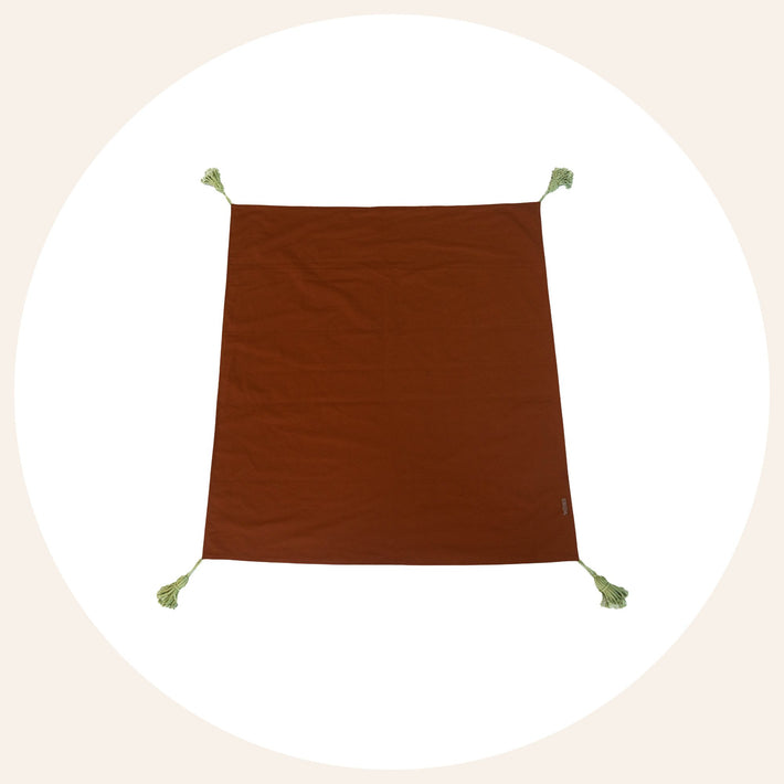 HOW TO ROLL YOUR RUG – Wandering Folk