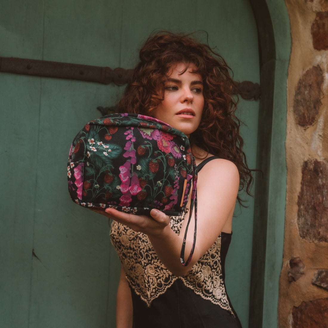Flourish Clover Zip Bag - Small – Wandering Folk